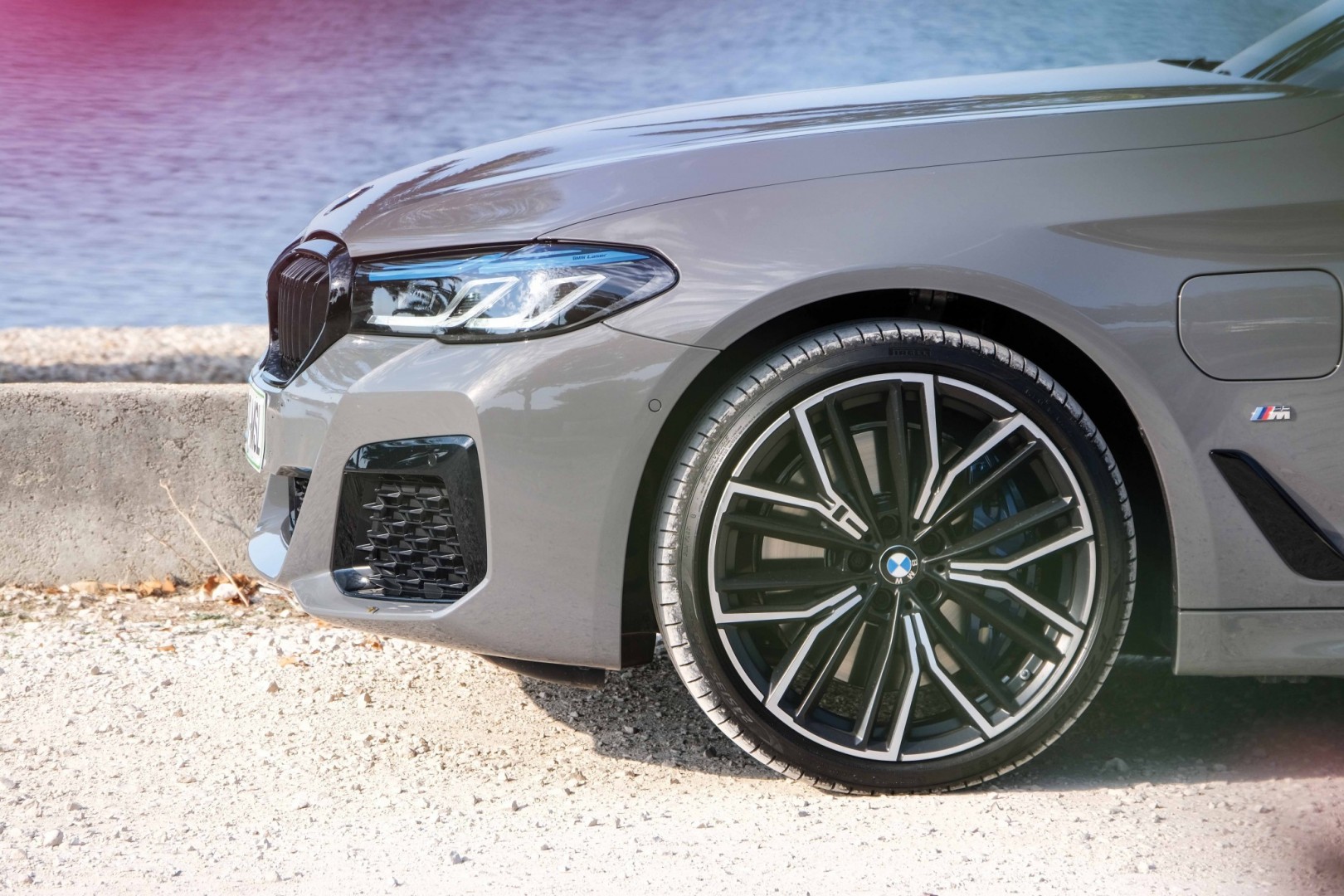 Test: BMW 545e xDrive M Sport - Avto+šport