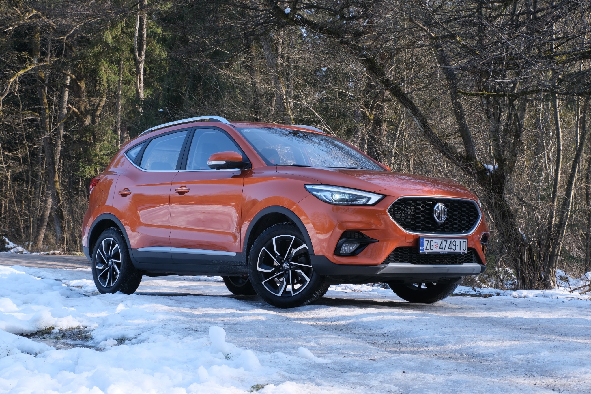 Slovenska predstavitev: MG ZS in HS - Avto+šport